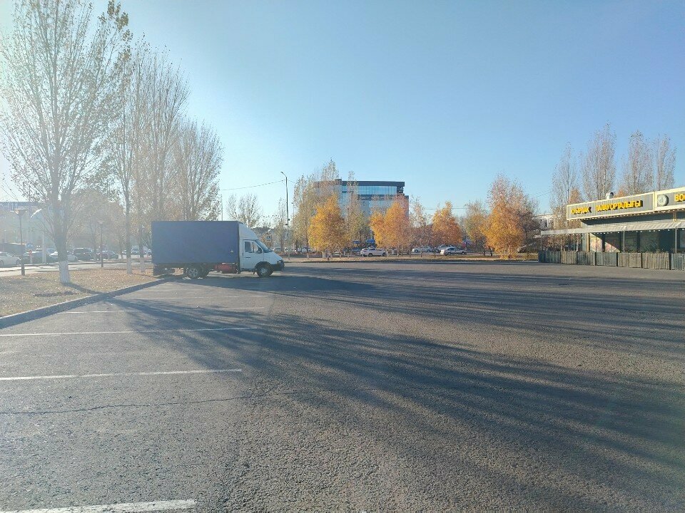 Atraksiyon Rus Kar Kaydırakları, Astana, foto