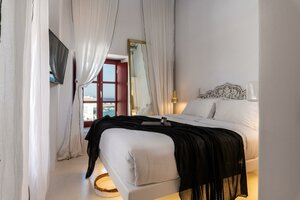 The TownHouse Mykonos (Mikonos), otel  Mykonos'tan