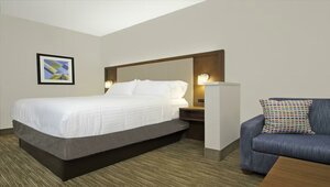 Holiday Inn Express & Suites Columbus North (North Carolina, Polk County, Columbus), otel  Missisippi Eyaleti'nden