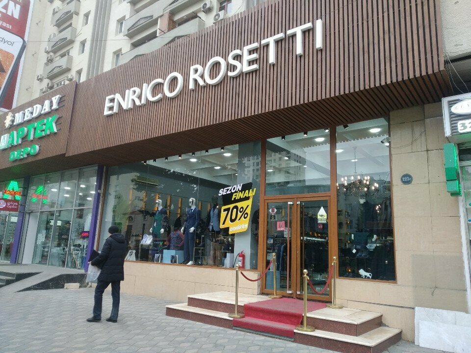 Giyim mağazası Enrico Rosetti, Bakü, foto