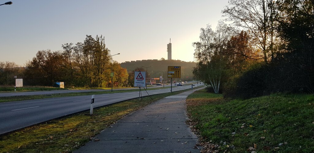 Benzin istasyonu Esso, Brandenburg, foto