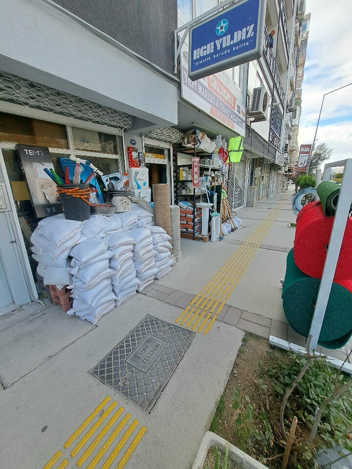 Conta ve keçe takma aletleri Güllü Çayır Yapı Market & İnşaat Malzemeleri, İzmir, foto