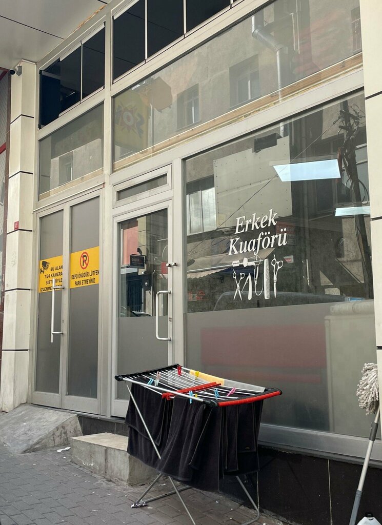 Berberler Geçit Erkek Kuaförü, İstanbul, foto