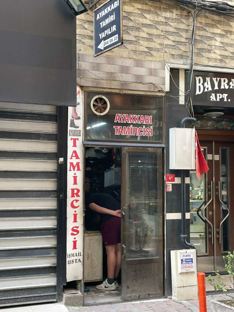 Ayakkabı tamiri Ayakkabı Tamircisi İsmail Usta, İstanbul, foto