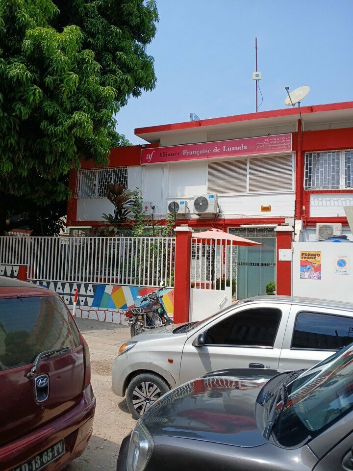 Sivil toplum kuruluşları Alliance Française, Loanda, foto