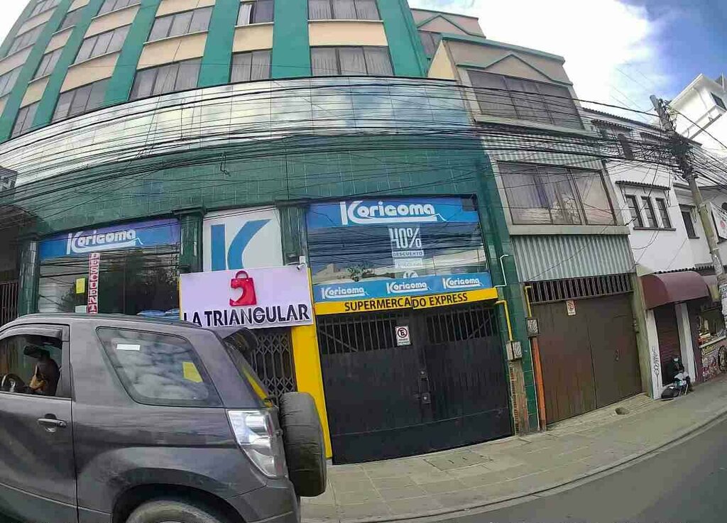 Alışveriş merkezleri La Triangular Shopping Center, La Paz, foto