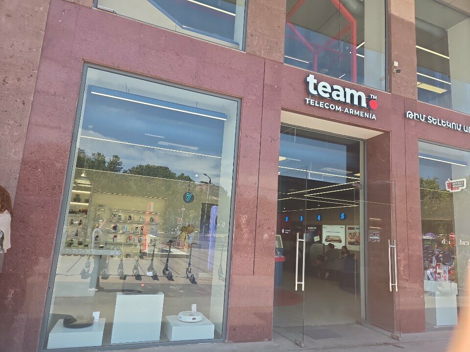 Telekomünikasyon firmaları Team Telecom Armenia, Erivan, foto