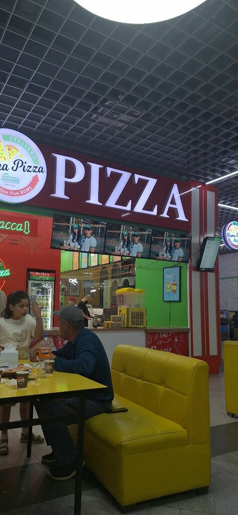 Emlak ofisi Критый Рынок, Buhara, foto