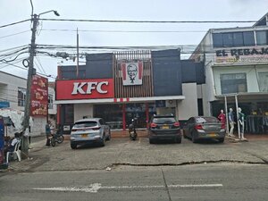 KFC Pasoancho, Restaurante de pollo frito (Valle del Cauca, Municipio de Santiago de Cali, Calle 13, 46A-20), restoran  Cali'den