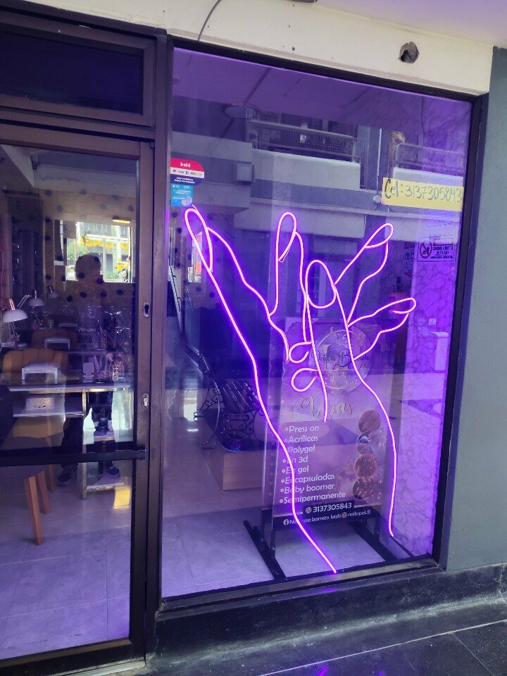 Manikür-pedikür Leidis Barreto, Medellin, foto