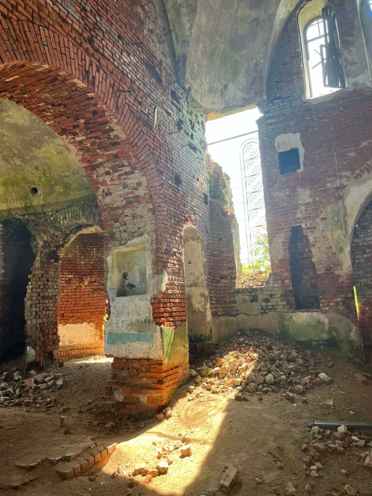 Ortodoks kiliseleri Tserkov Vasiliya Velikogo V Zolotilovo, İvanovskaya oblastı, foto