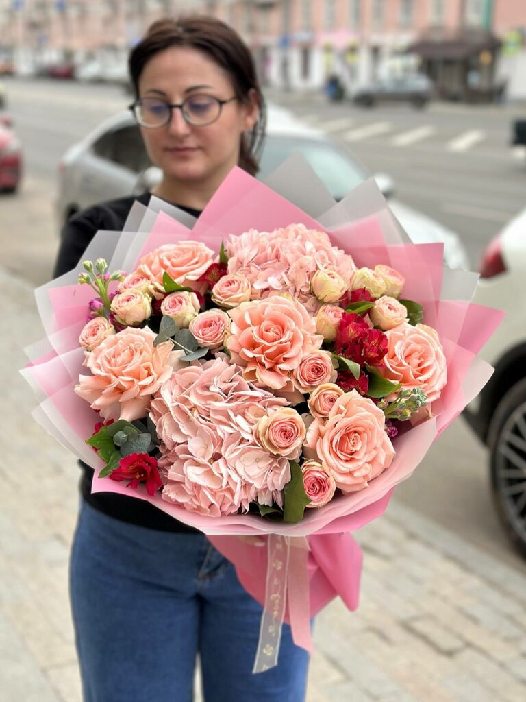Çiçek teslimatı Kalinin çiçekleri, Tver, foto