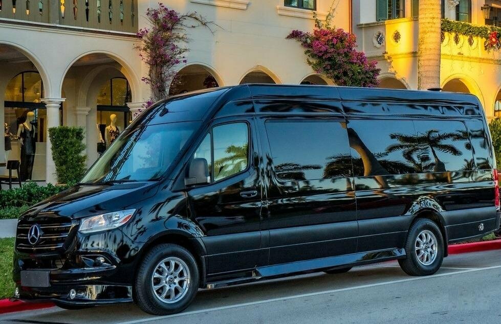 Otopark ve tamirhaneler Управление бизнес-авиацией и наземным транспортом по Пермскому краю, Perm, foto