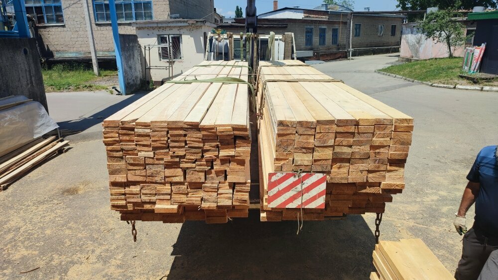 Kereste üretim ve satış şirketleri Доска обрезная, Nalchik, foto