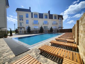 Tezoro (Киевская улица No:31, посёлок городского типа Новофёдоровка), otel  Kırım Cumhuriyeti'nden
