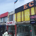 Aksesuar magazasi (Bakı, Nizami district, 8-ci kilometr qəsəbəsi, Gara Garayev Avenue, 213X), mini-market  Bakü'den