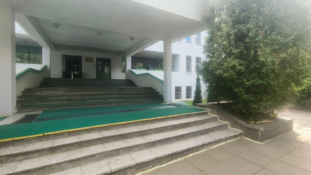 Meslek yüksekokulu OU Gosudarstvennyy Professional'no-tekhnicheskiy Kolledzh Khlebopecheniya, Minsk, foto