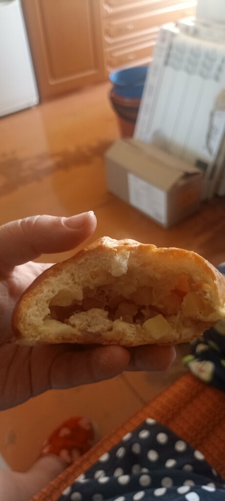 Hazır gıda satan yerler Милэш, Tataristan, foto