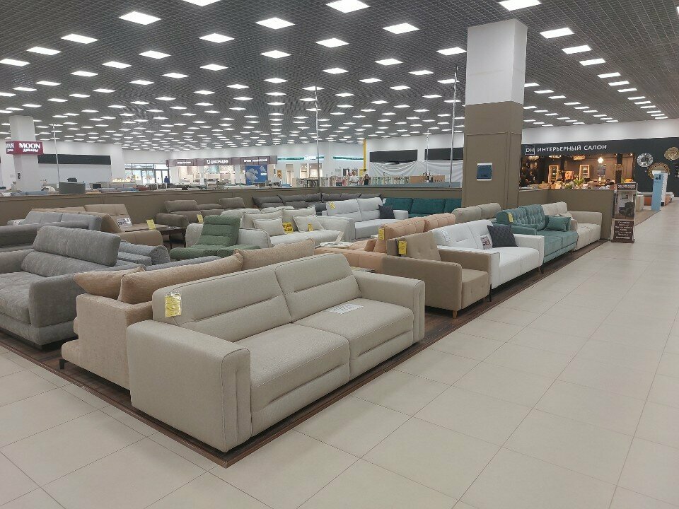 Mobilya mağazaları Pinskdrev, Barnaul, foto