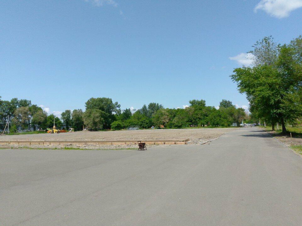 Konser salonları Yaz konser salonu, Abakan, foto