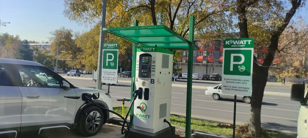 Elektrikli oto şarj istasyonları K Watt, Taşkent, foto