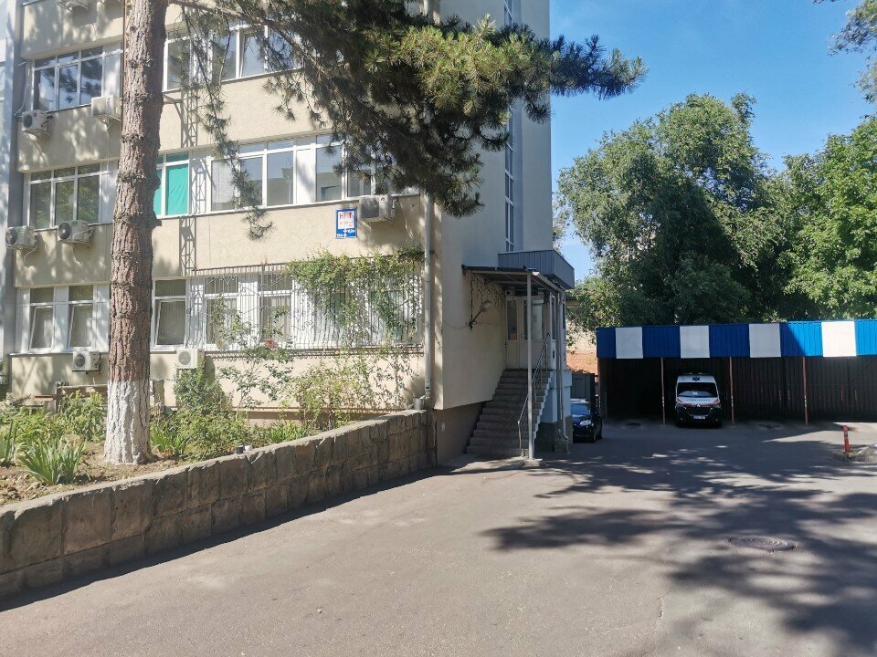 Acil yardım hizmeti Stația de ambulanță, Kişinev, foto