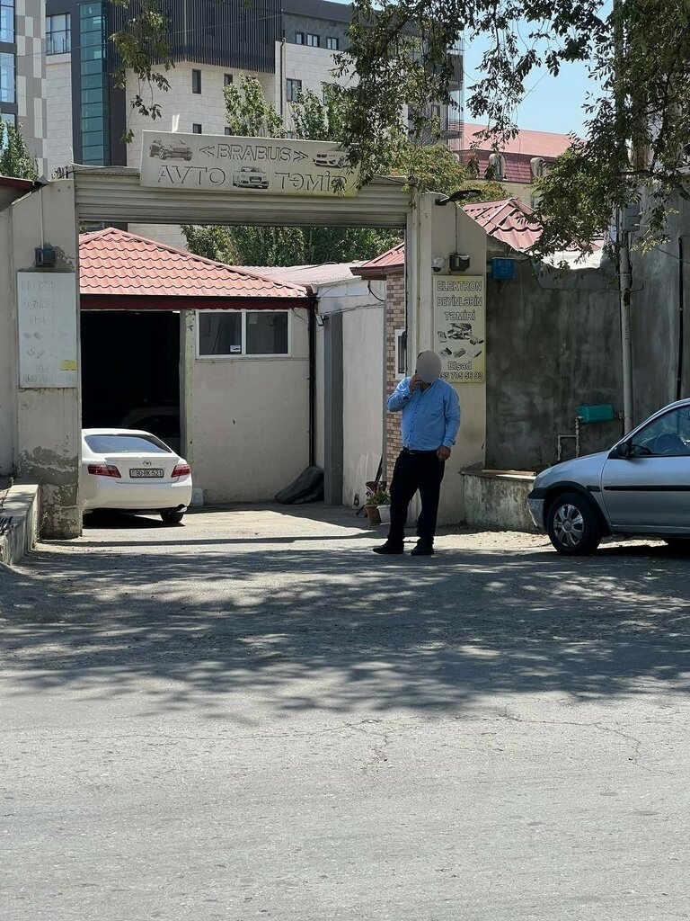 Otomobil servisi Brabus, Bakü, foto