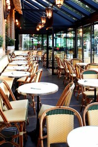 Les Deux Magots (Boulevard Saint-Germain No:170), kafe  Paris'ten