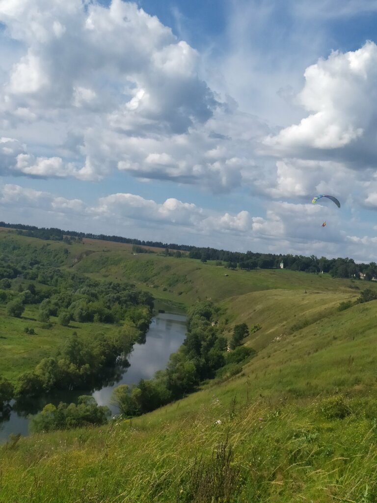 Uçuş kulüpleri Paradrome Vyaji, Orlovskaya oblastı, foto