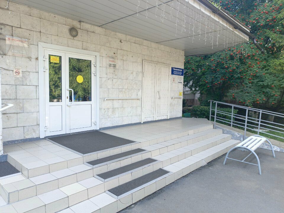 Aşılama noktası Пункт вакцинации в Чуз больница РЖД-Медицина г. Кемерово, Kemerovo, foto