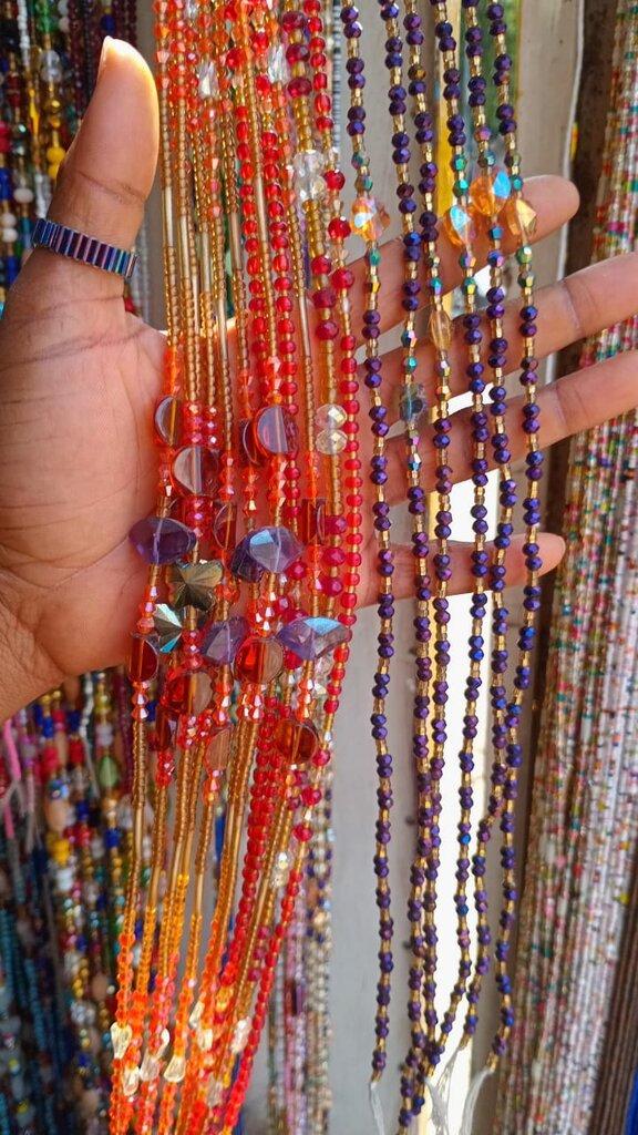 Kişisel gelişim merkezi Romycee Creation Beads & Decor Training Centre, Dünya, foto