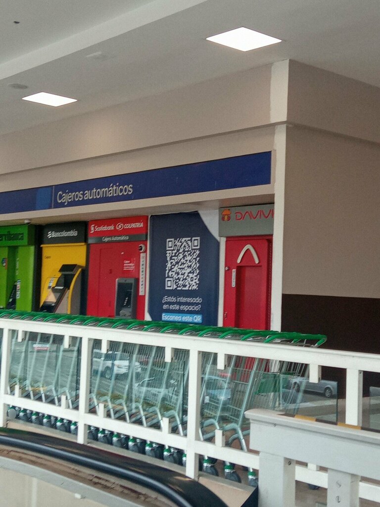 ATM'ler Cajero Ath Jumbo Ak 30, Bogota, foto