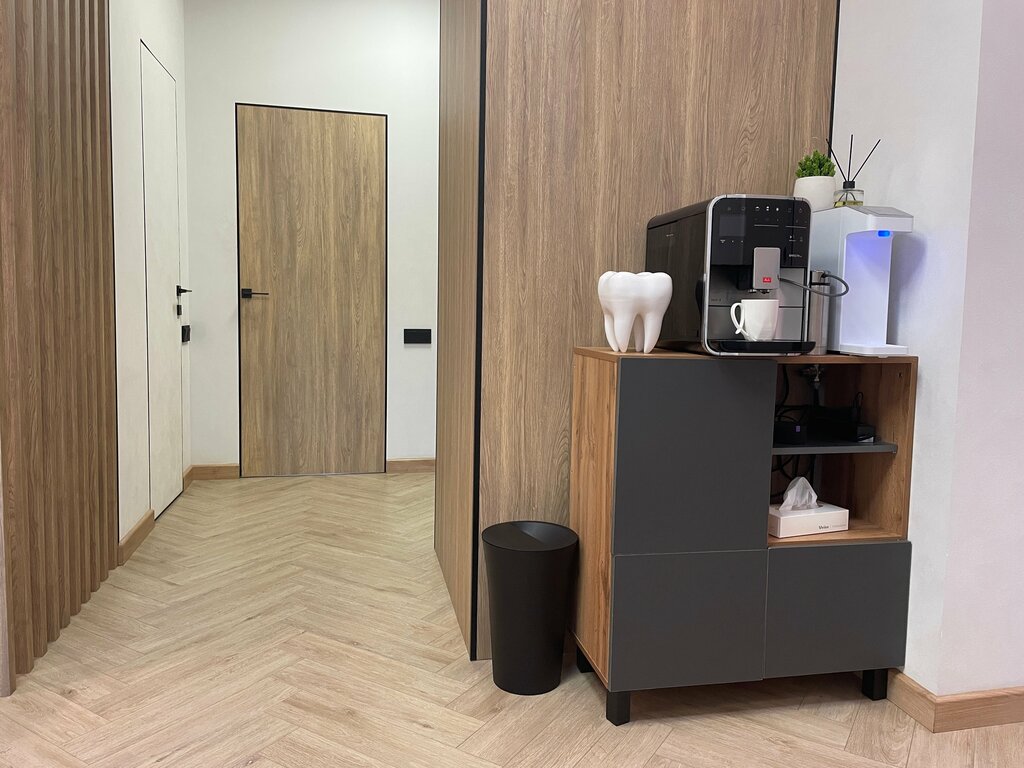 Özel ağız ve diş sağlığı klinikleri ve muayenehaneleri Время Улыбаться, Novosibirsk, foto