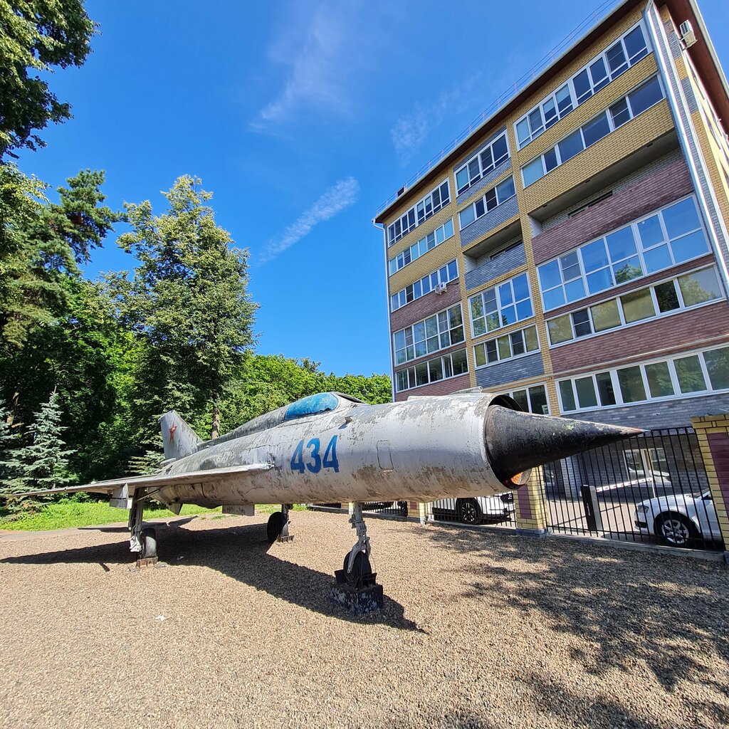 Teknoloji anıtı Истребитель МиГ-21ФЛ, Arzamas, foto