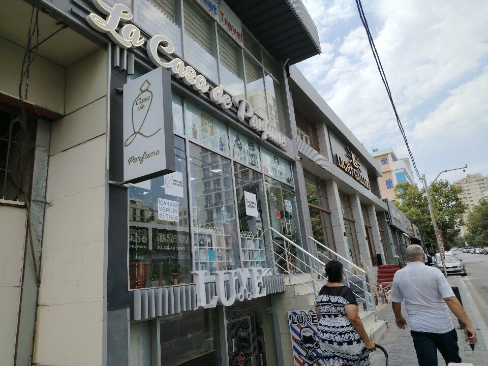 Kozmetik ve parfümeri mağazaları La casa de perfume, Bakü, foto
