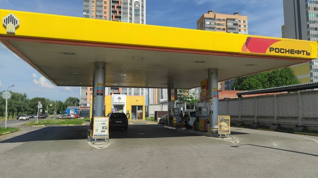 Benzin istasyonu Rosneft', Saint‑Petersburg, foto