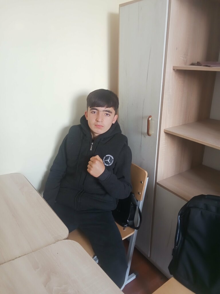 Spor okulları Football Academy, Semerkant, foto