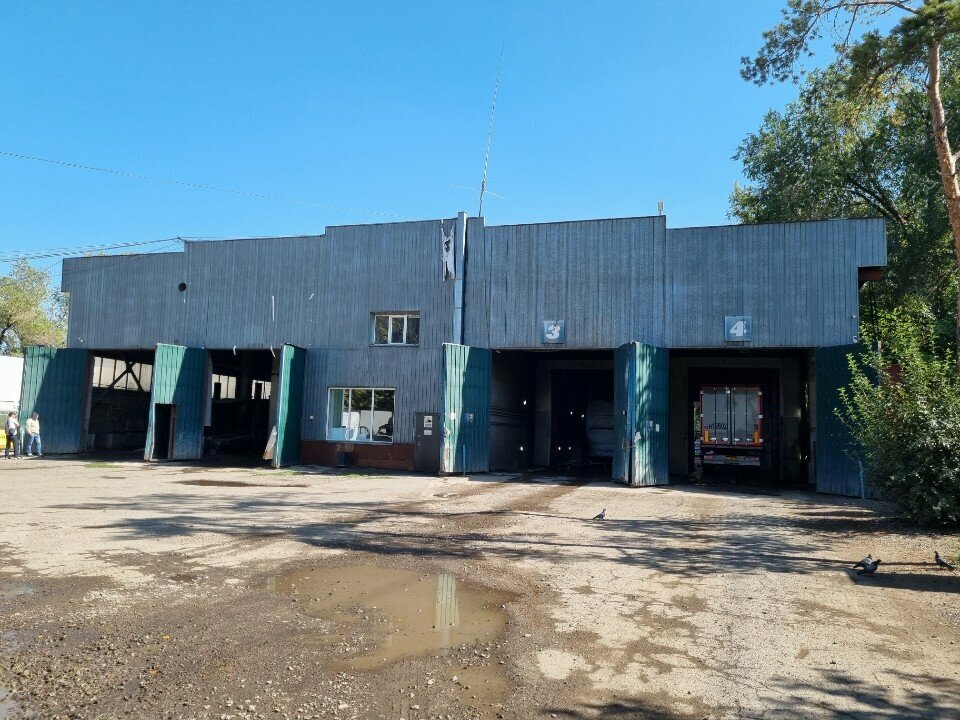 Kamyon oto yıkama Leon T+, Almatı, foto