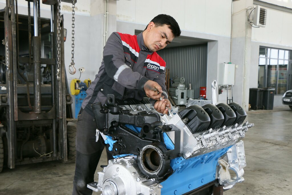 Kamyonların onarımı Ozen Mehanika Zauyty, Janaözen, foto