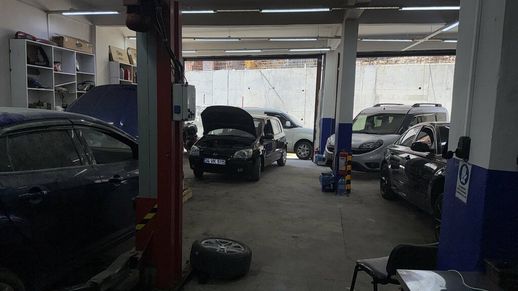 Otomobil servisi Fırat Otomotiv Motor ve Klima Tamiri Servisi, İstanbul, foto