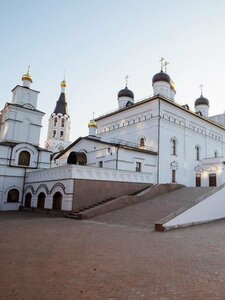 Spassky Simbirsky zhensky monastyr (Ulyanovsk, zhiloy rayon Tsentr), manastır  Ulyanovsk'tan