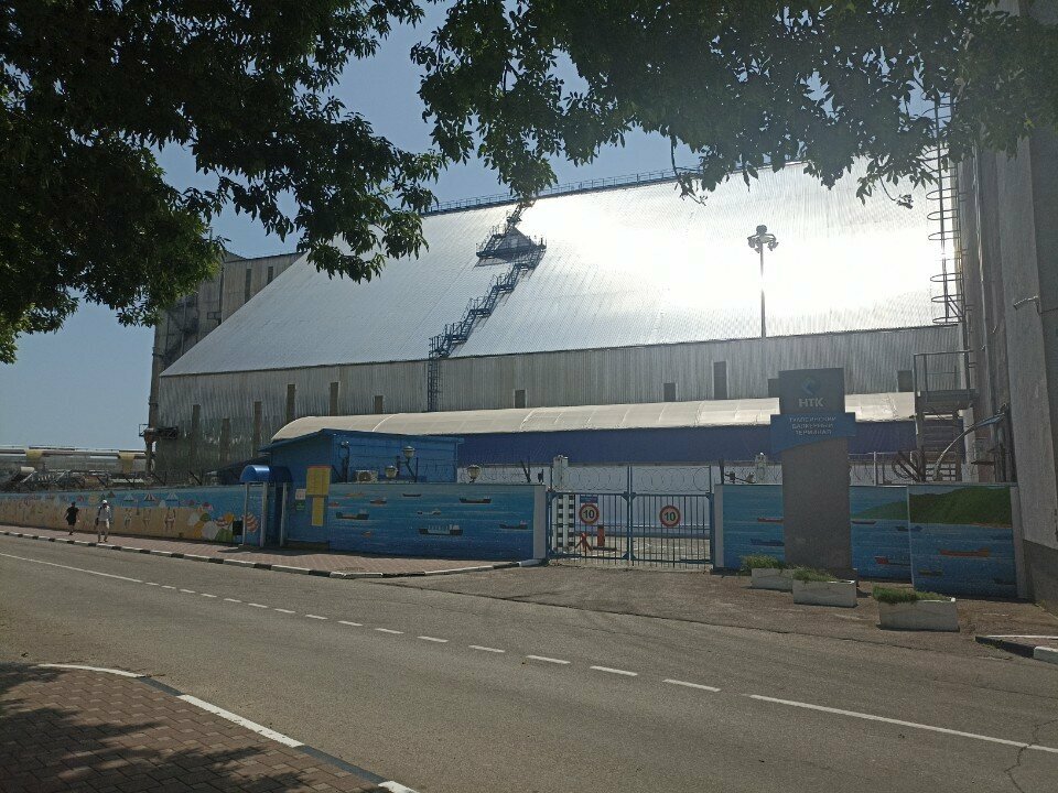 Gübre firmaları Tuapsinsky balkerny terminal, Tuapse, foto