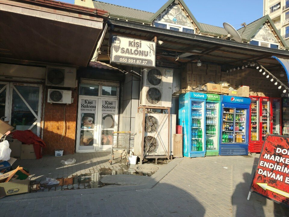 Berberler Barbershop, Bakü, foto