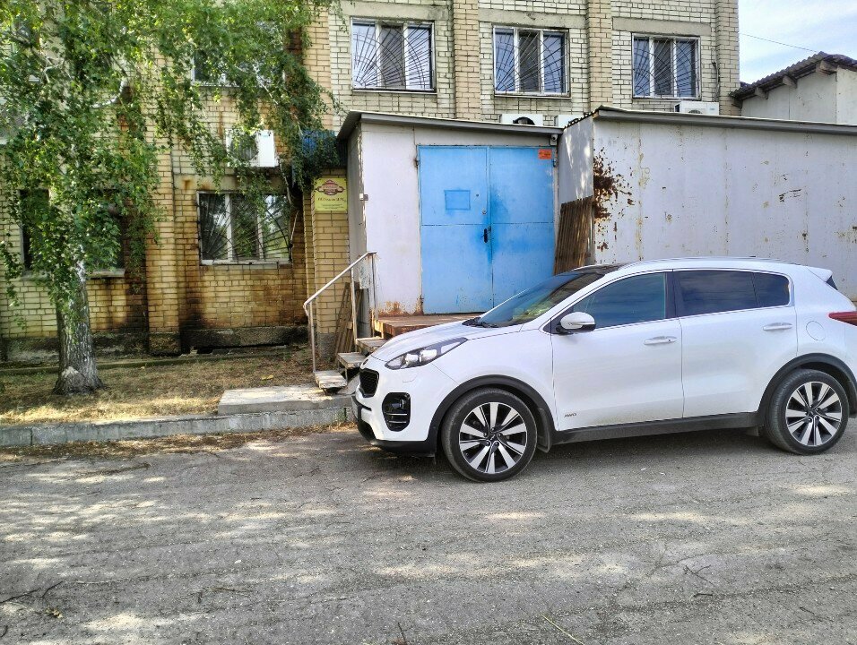 Gıda üreticileri Kurovskiye kolbasy, Saratov, foto