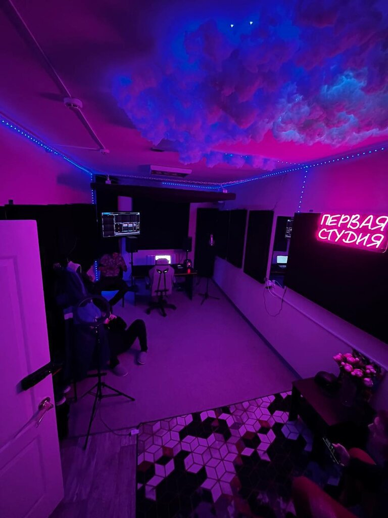 Ses kayıt stüdyoları First Studio, Krymsk, foto