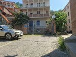 View And More Hotel (Gomi 1st Lane No:6), otel  Tiflis'ten