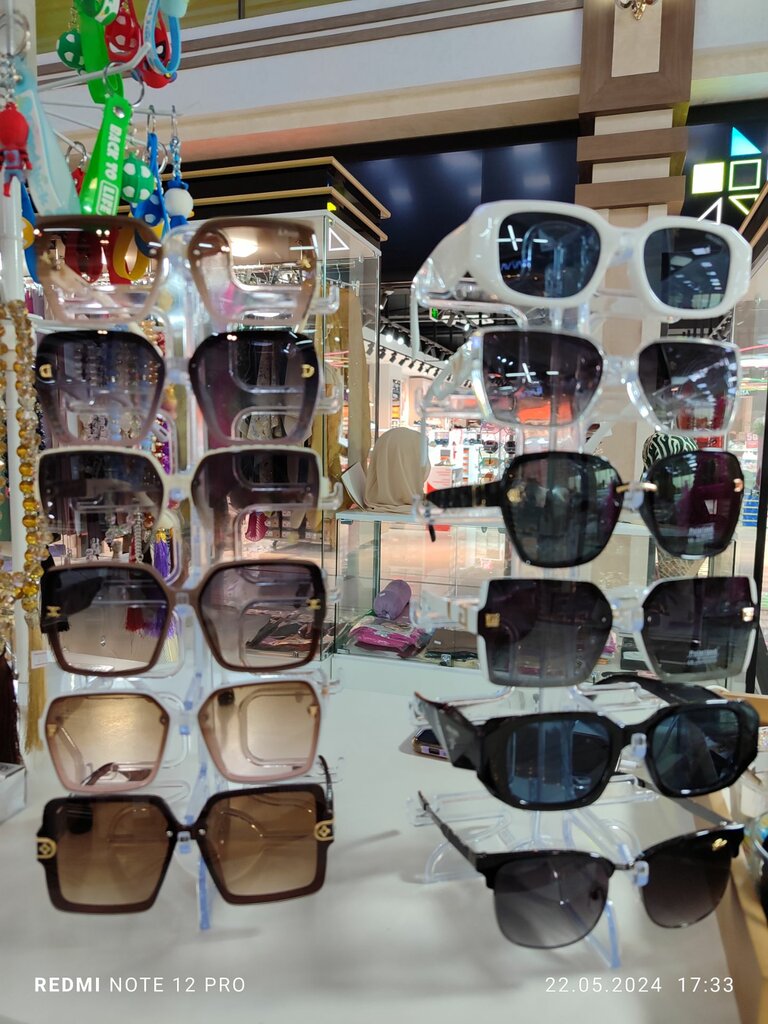 Giyim mağazası Cleopatra, Semerkant, foto