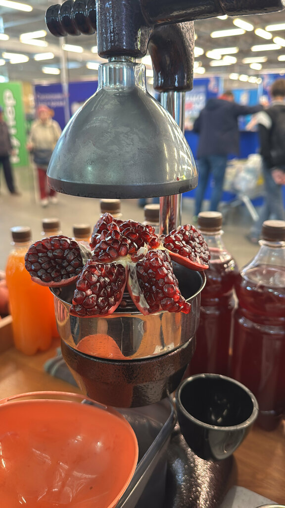 Alkolsüz içecekler Гранатовый СОК, Nijni Novgorod, foto