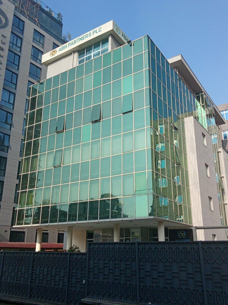 Tıp merkezleri ve klinikler Abh Partners Plc, Addis Ababa, foto