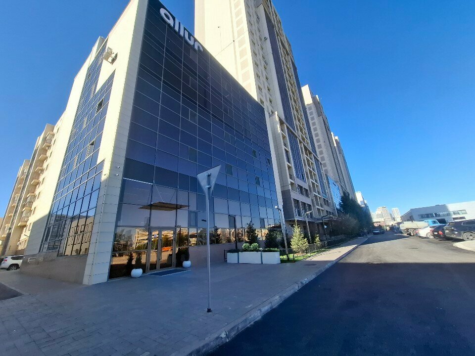Yönetim ofisi Alllur, Astana, foto